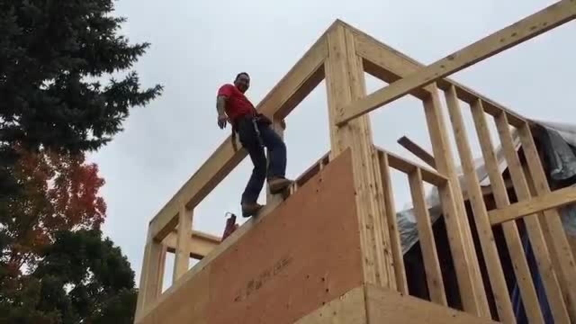 Construction Worker Goofing Around | Jukin Licensing