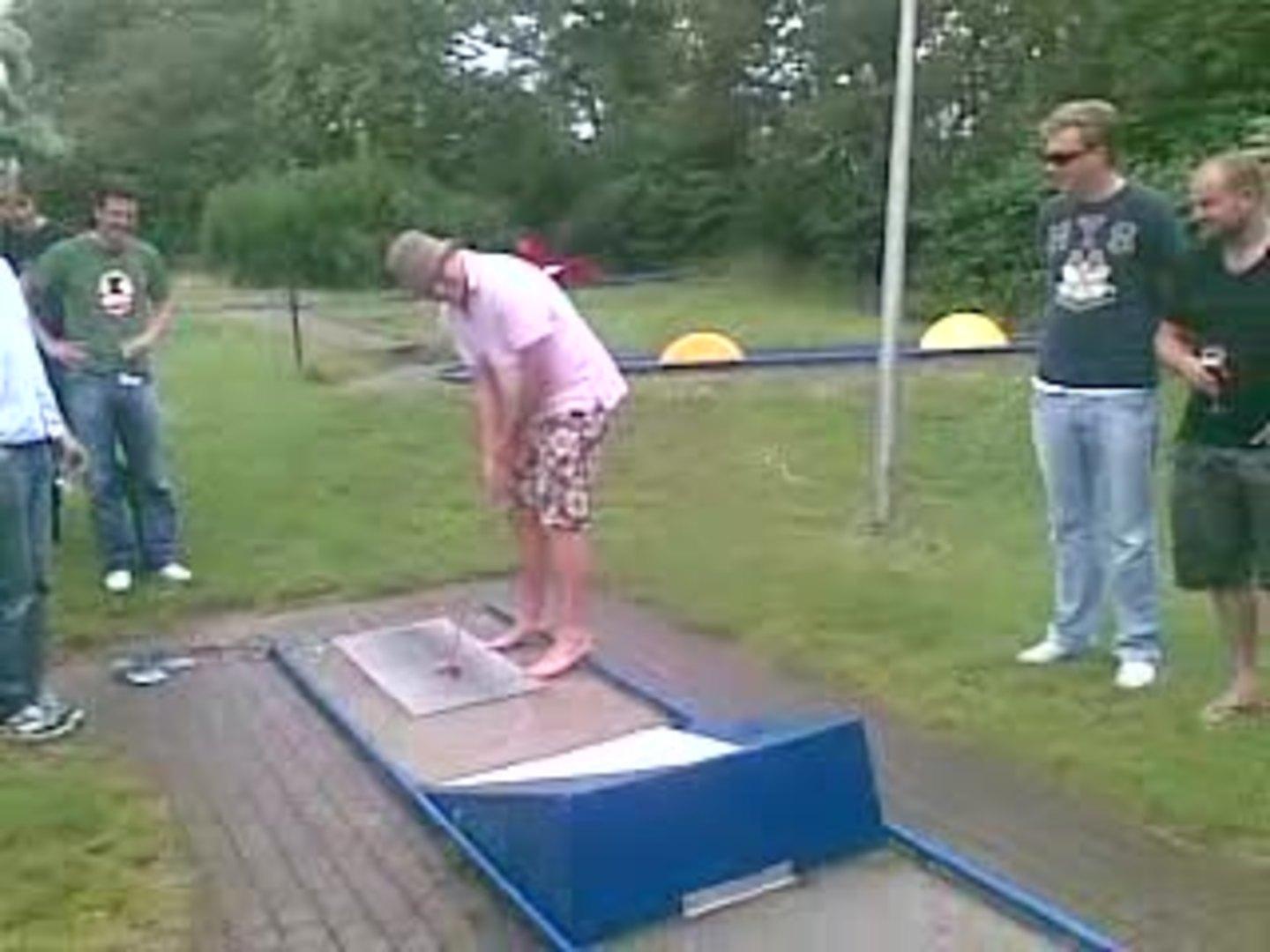 Golfer Fails at Mini Golf | Jukin Licensing