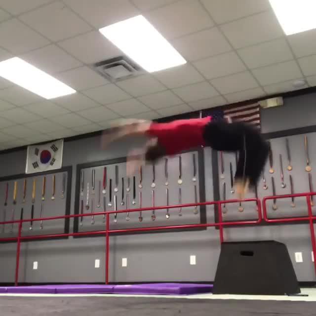 Guy Fails Backflip off Box | Jukin Licensing