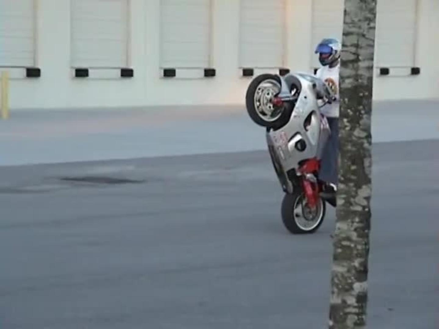 Motorcycle Loses Control During Turn | Jukin Licensing