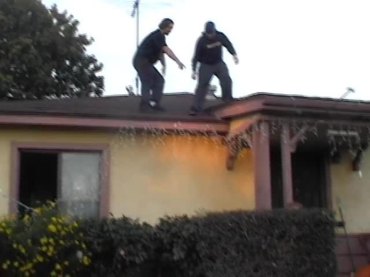 Roof Kick Fall No Mercy | Jukin Licensing