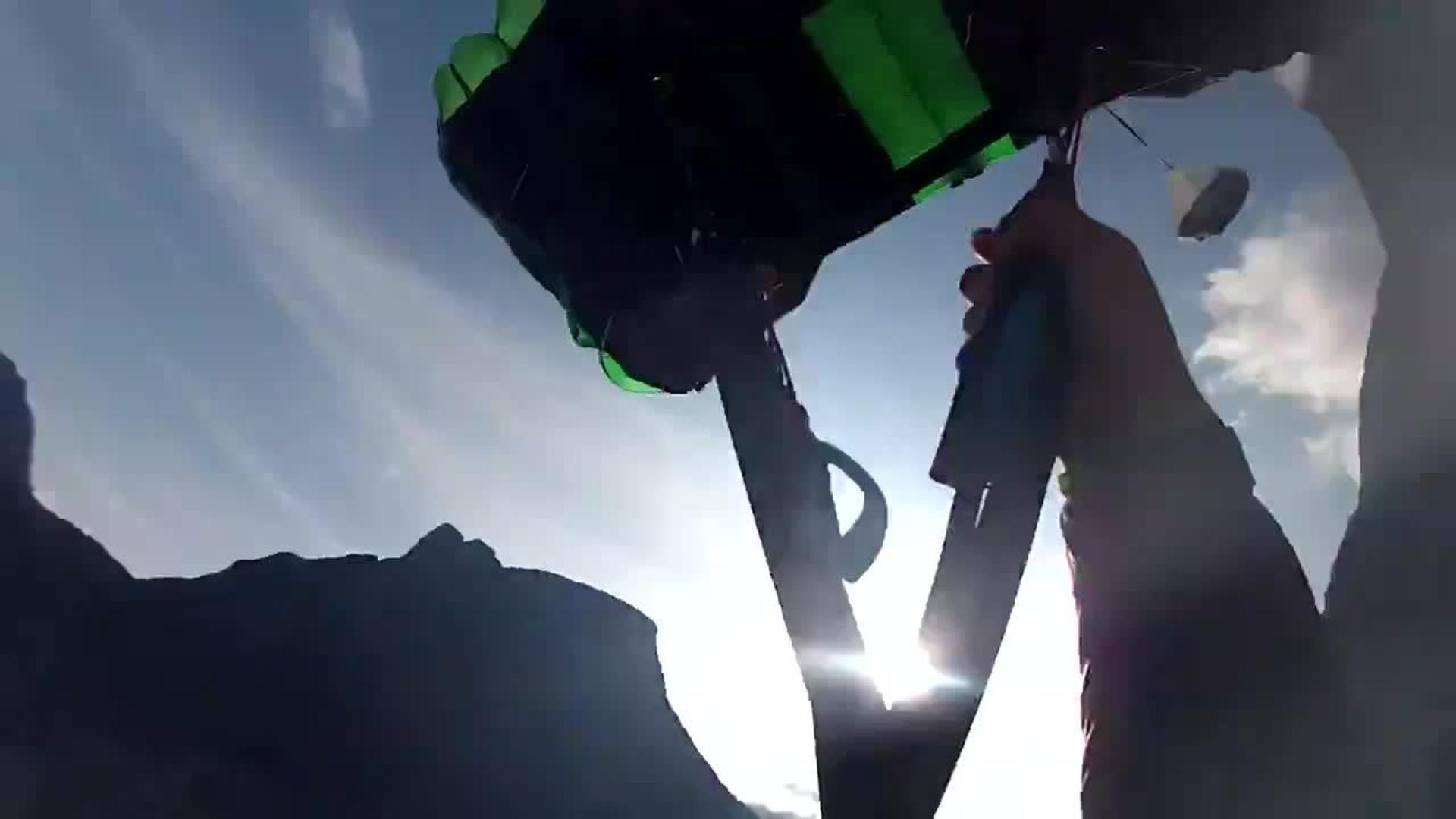 Base Jump Container Fails Mid-Flight | Jukin Licensing