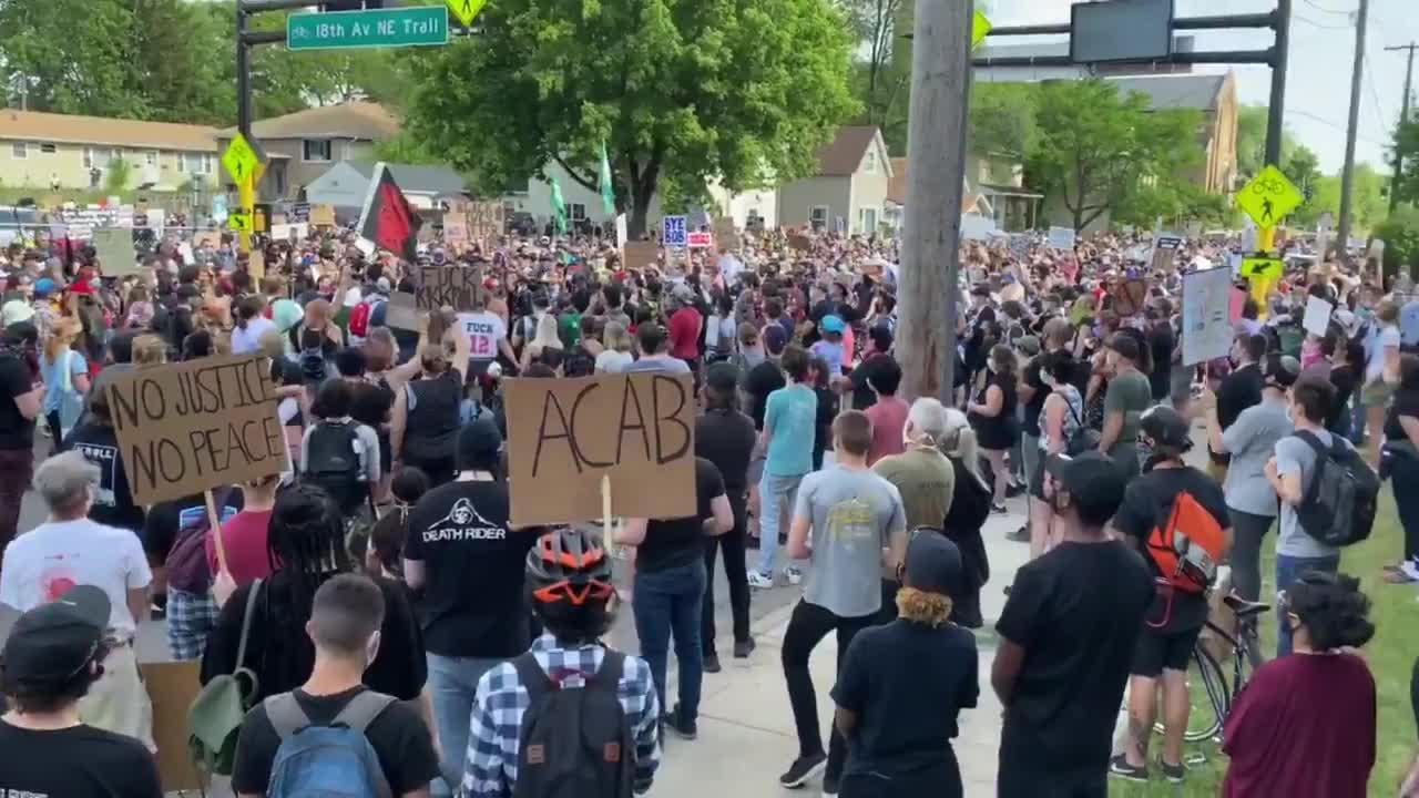 George Floyd Protesters Rally In Front of Minneapolis Police HQ ...