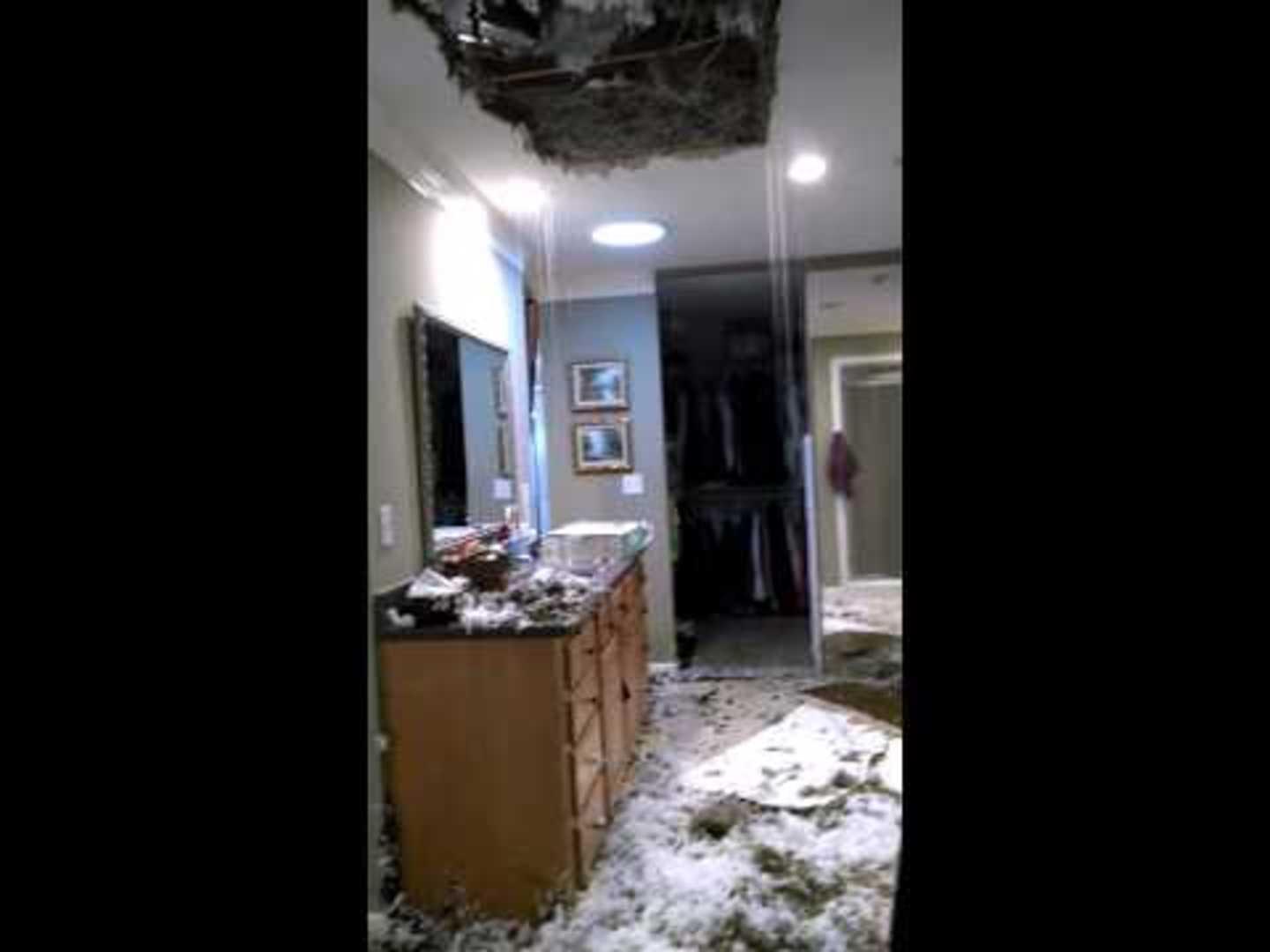 Ceiling Collapses Due to Water Damage | Jukin Licensing