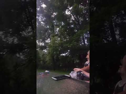 Guy Proposes to Girlfriend During Solar Eclipse | Jukin Licensing
