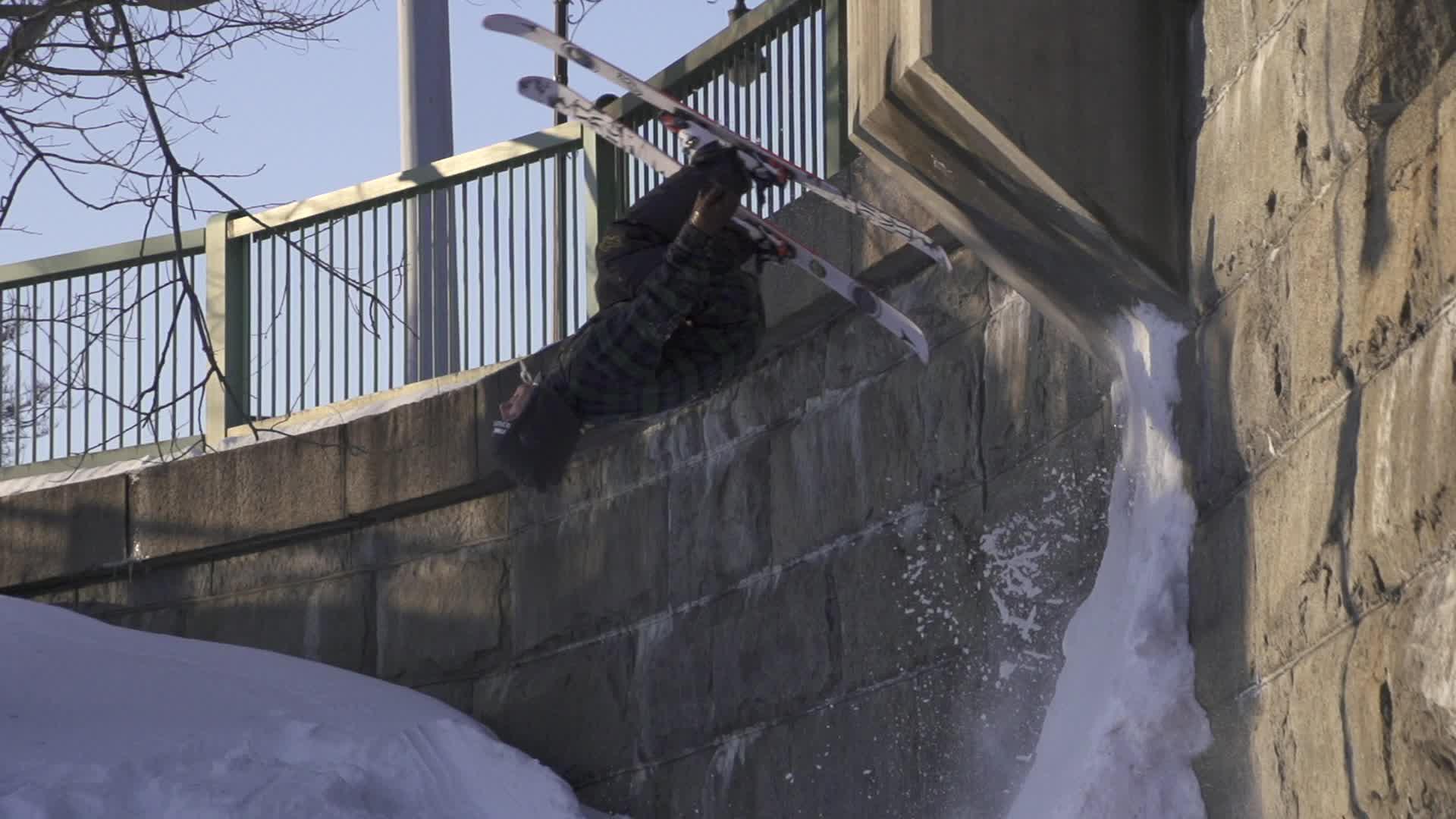 Skier Performs Backflip off of Side of Wall | Jukin Licensing