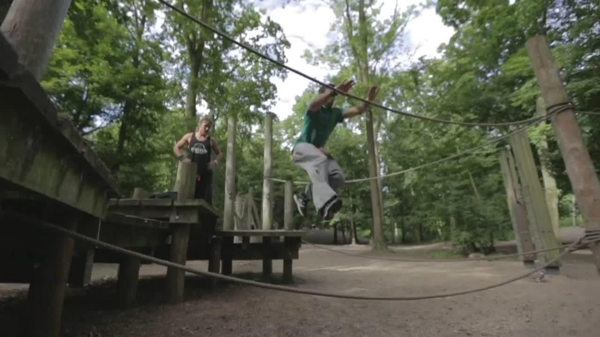 Man Fails to Jump on Ropes | Jukin Licensing