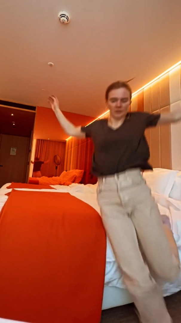 Woman Performs Flips On Bed And Tumbles While Getting Off It | Jukin ...