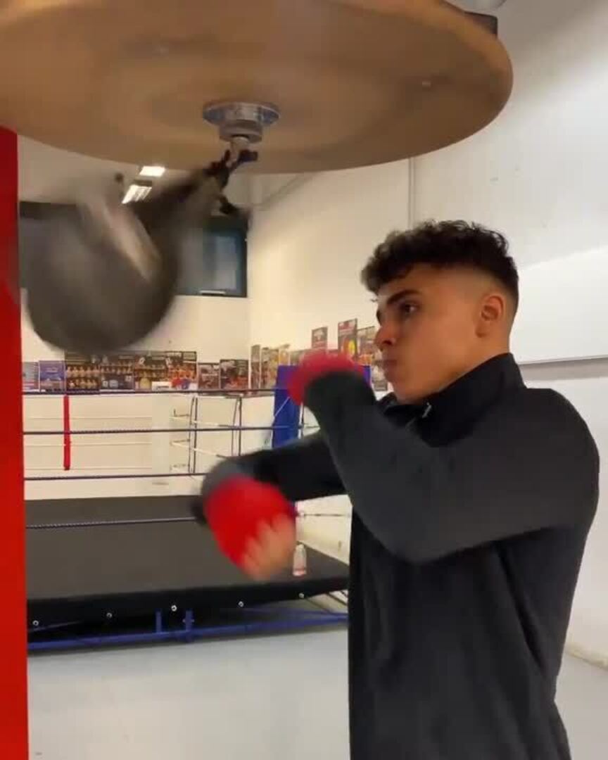 Guy Demonstrates Incredible Kickboxing Skills | Jukin Licensing