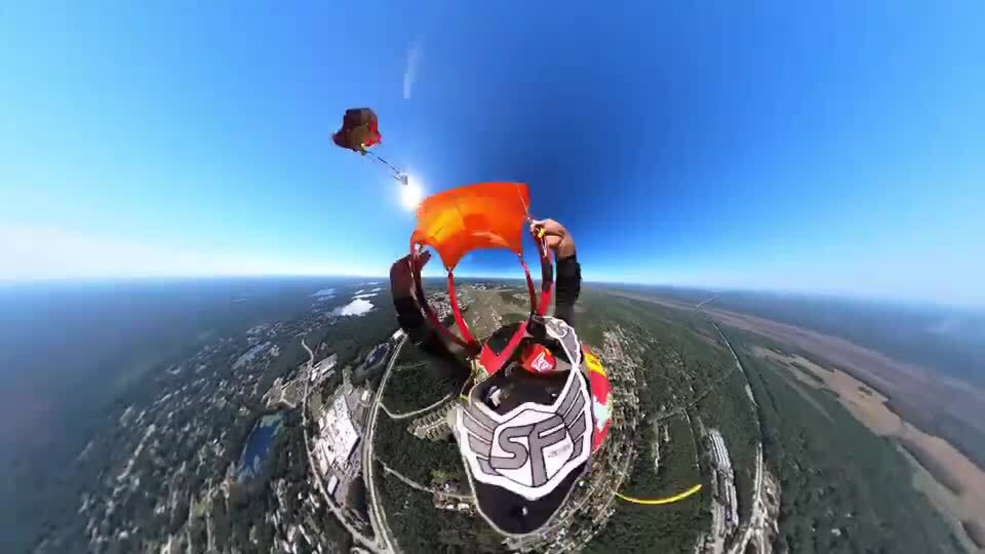 Skydiver Double Parachute Malfunction | Jukin Licensing