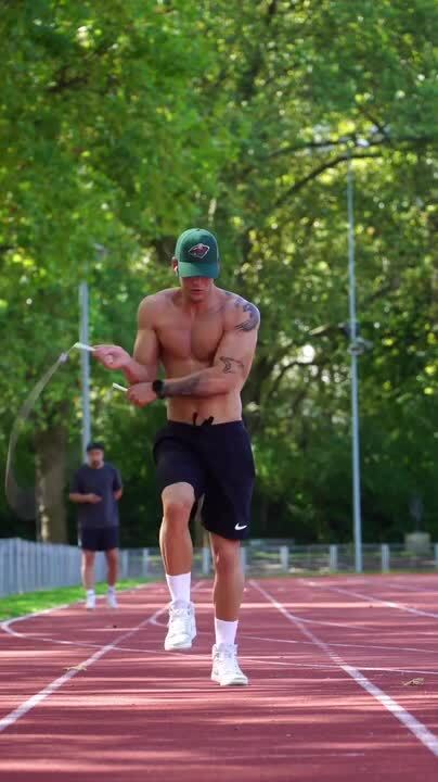 Guy Does Jump Rope Dancing | Jukin Licensing