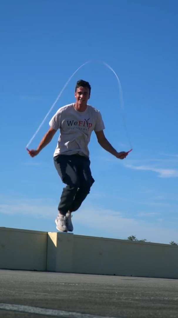 Guy Mixes Amazing Jumprope Tricks With Dance | Jukin Licensing