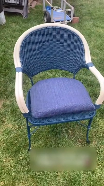 Woman Shows How She Repurposed an Old Wicker Chair | Jukin Licensing