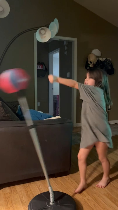 Punching Bag Hits Kid in Her Face While She Learns How to Punch | Jukin ...