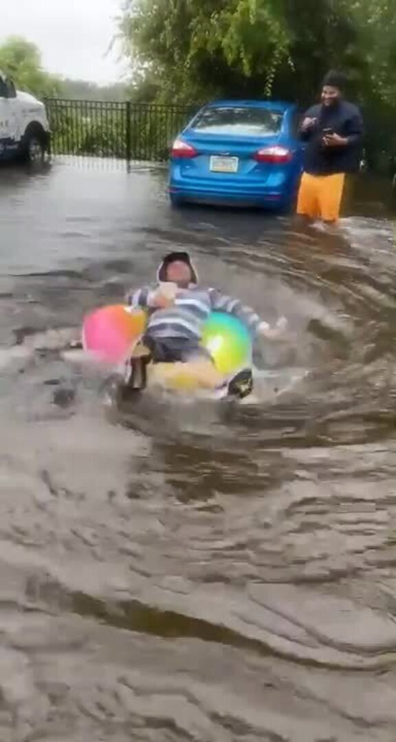 Man Gets Stuck in Whirlpool While Floating on Inflatable Donut on ...