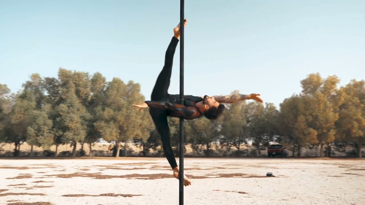 Artist Performs Amazing Pole Dance Routine | Jukin Licensing