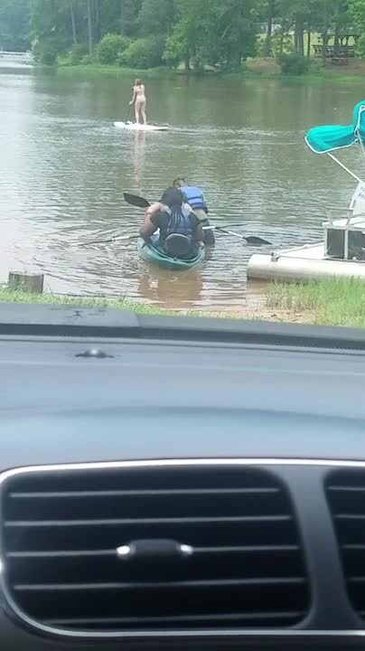 Onlooker Captures People Falling Off Kayak While Trying to Get on it ...