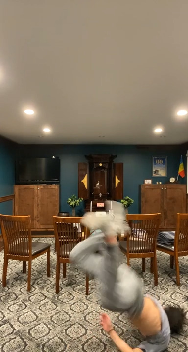 Man Falls on His Head While Trying to Perform Backflip | Jukin Licensing