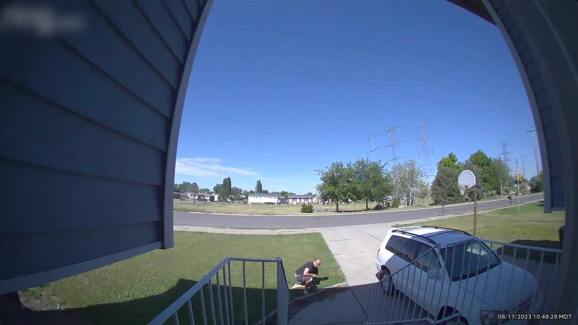 Man Stumbles and Falls Down While Trying to Smack Fly on Door | Jukin ...