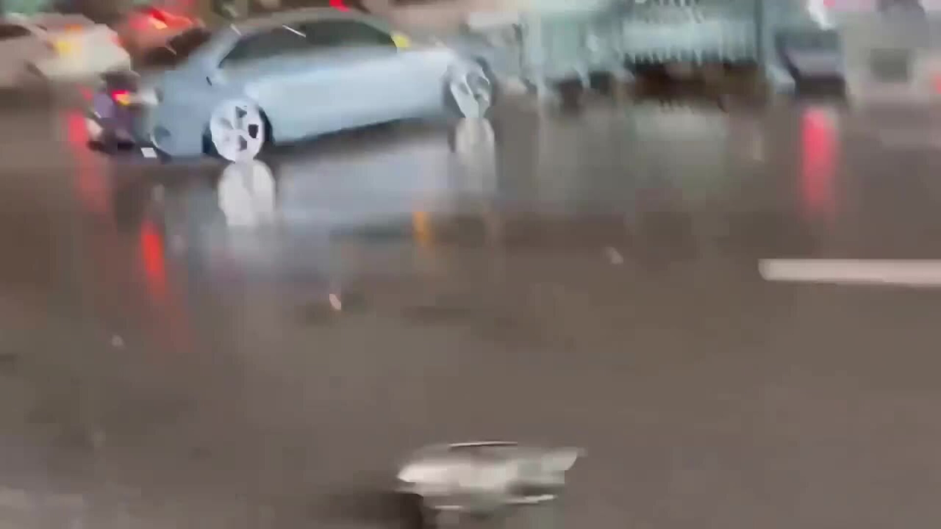 Luxury Car Crashes Into Guardrail While Attempting Drift During Show ...