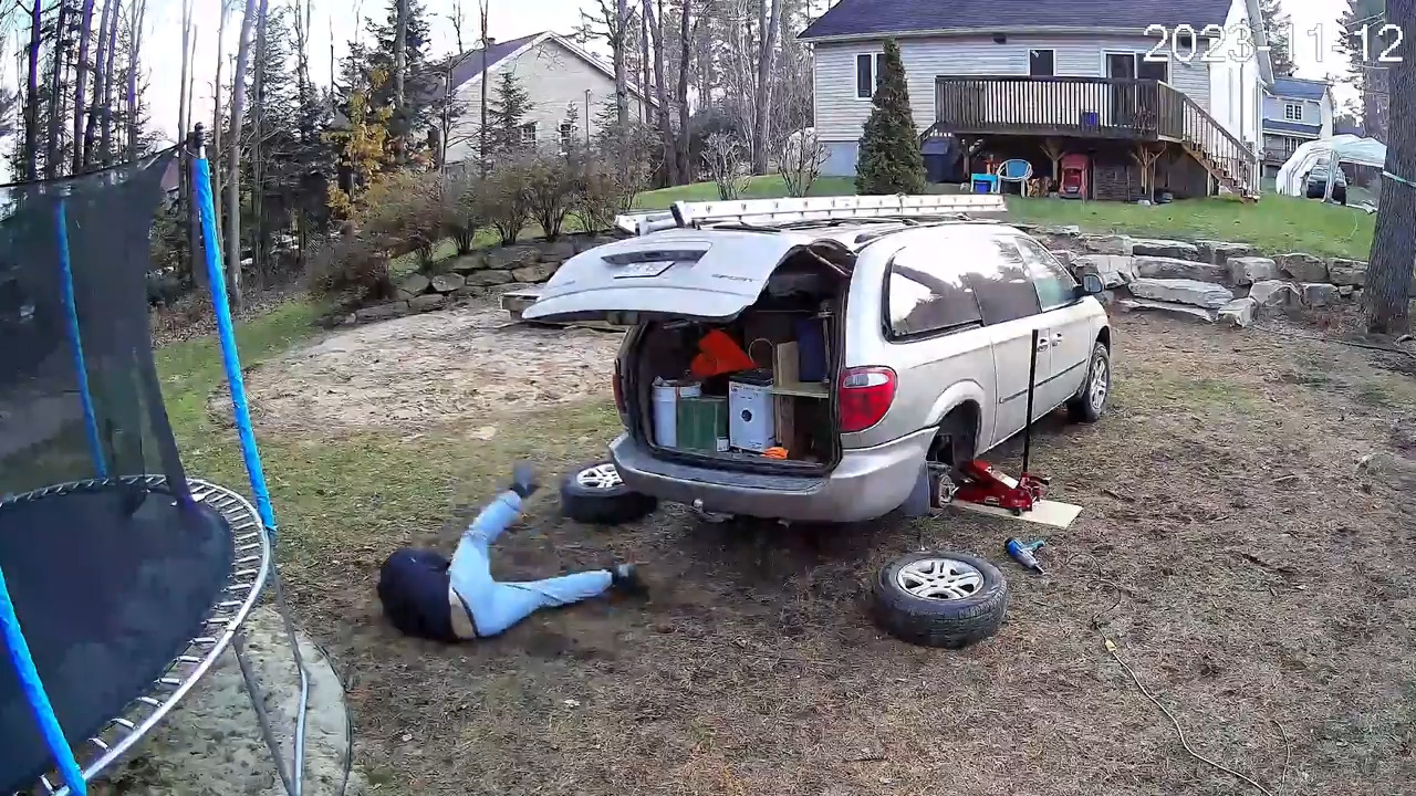 Person Hits Their Head on Trunk of Their Minivan | Jukin Licensing