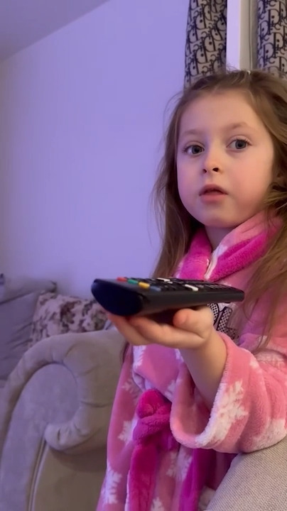 Mom Fails at Pranking Daughter With Broken TV Screen | Jukin Licensing