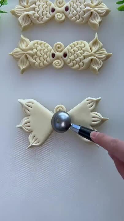How to Make Intricate Fish-Shaped Cookies | Jukin Licensing
