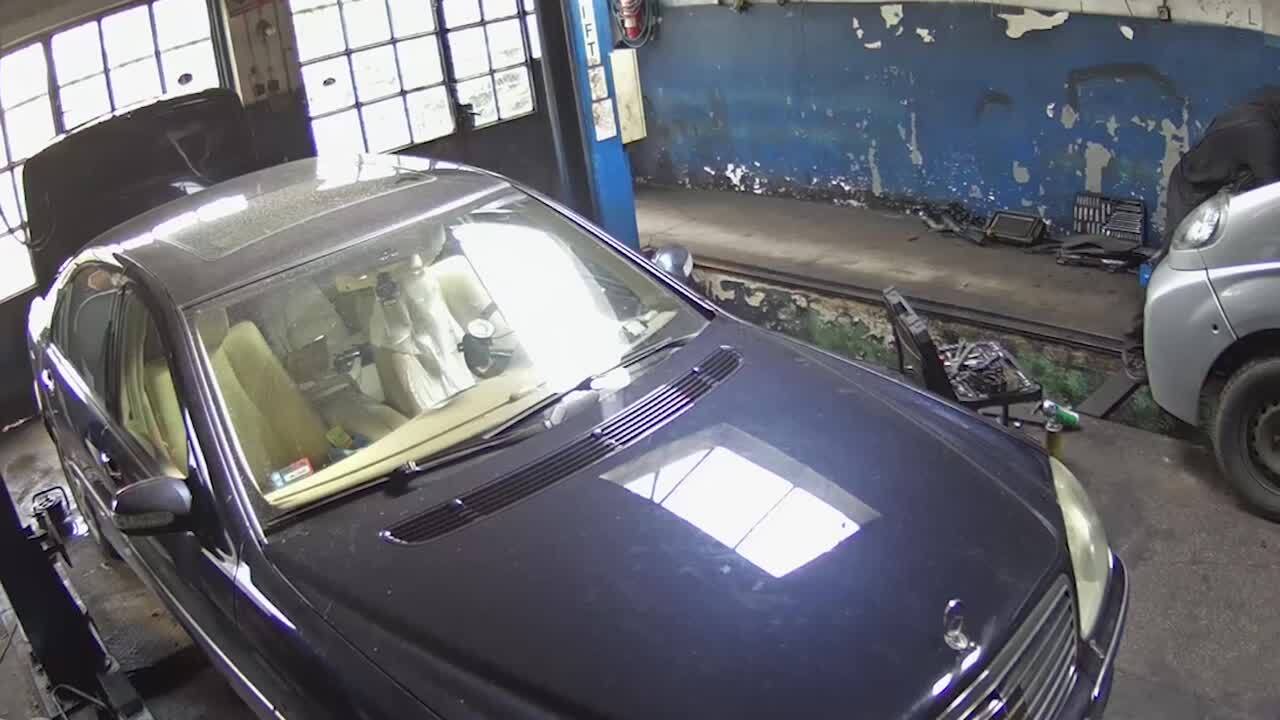 Mechanic Falls in Inspection Pit While Working on Car | Jukin Licensing