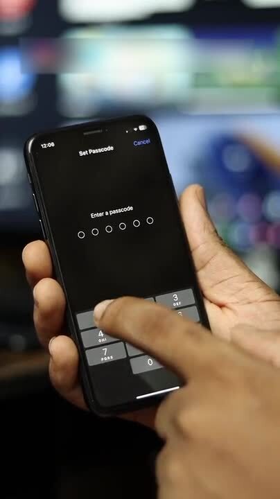 Man Teaches How to Protect Information on Phone | Jukin Licensing