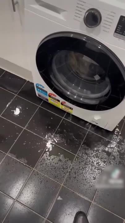 Washing Machine Breaks Open and Floods Entire Floor | Jukin Licensing