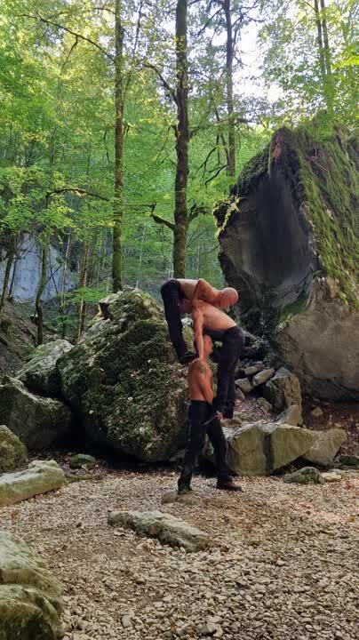 Trio Forms Awesome Acrobatic Formation in Nature For Photoshoot | Jukin ...