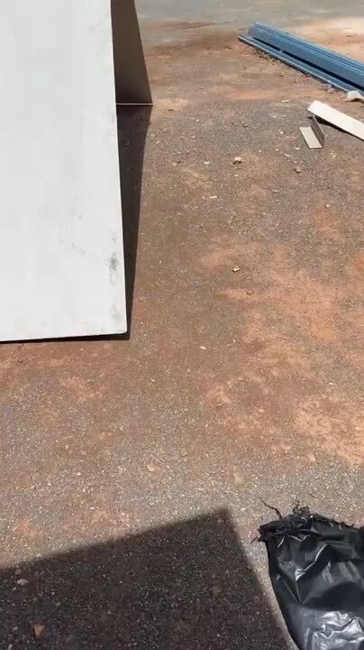 Guy Struggling to Unload Plaster Board Off Truck Fails Hilariously ...