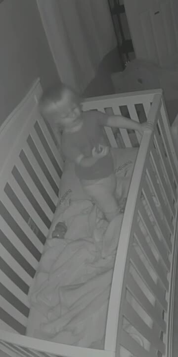 Toddler Smears Poop From His Diaper on His Crib | Jukin Licensing