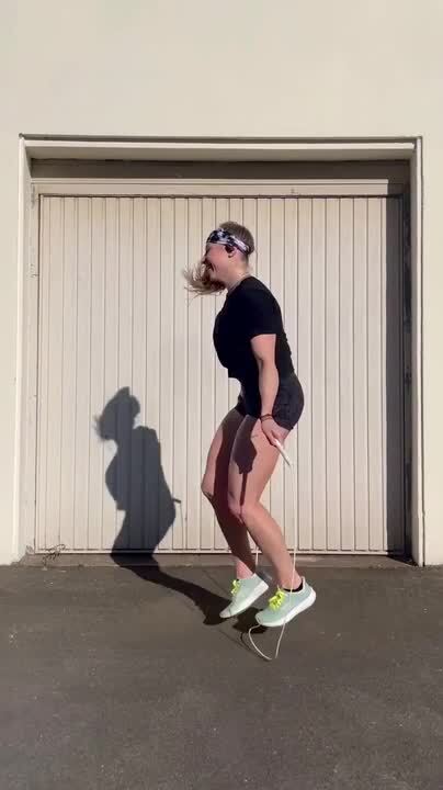 Grand World Champ Dances While Jumping Rope Fast | Jukin Licensing
