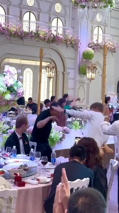 Chinese Uncle and French Man Steal the Dance Floor With Happy Dance at ...