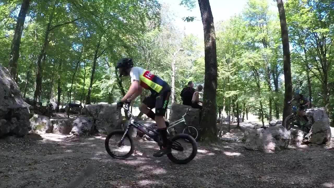 Bike Trial World Champion Displays Outstanding Freestyle Jumps | Jukin ...