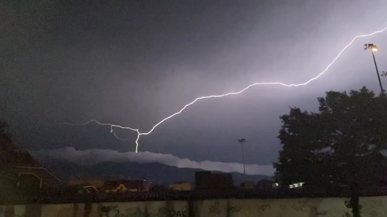 Tree-Shaped Lightning Bolt Brightens Up Dark Sky in Greek City | Jukin ...