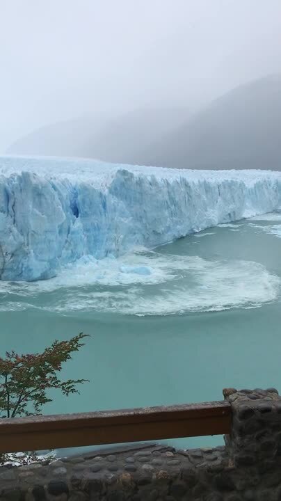 Chunk of Ice Breaks Off Massive Glacier | Jukin Licensing