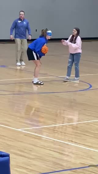Blindfolded girl Successfully Hits Basketball Free Throw in First Go ...