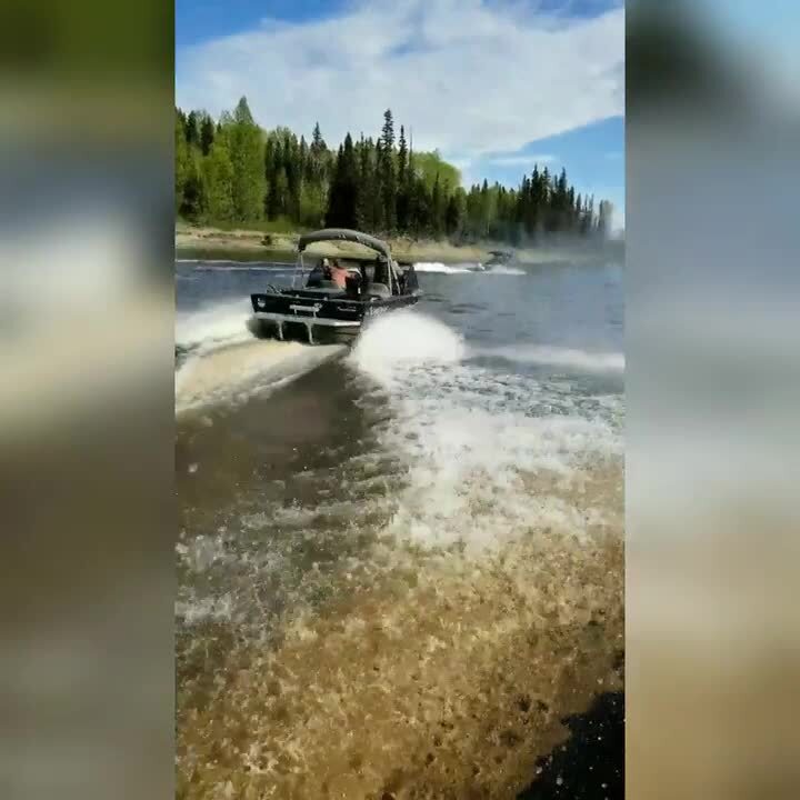 Boat Jumping Fun | Jukin Licensing