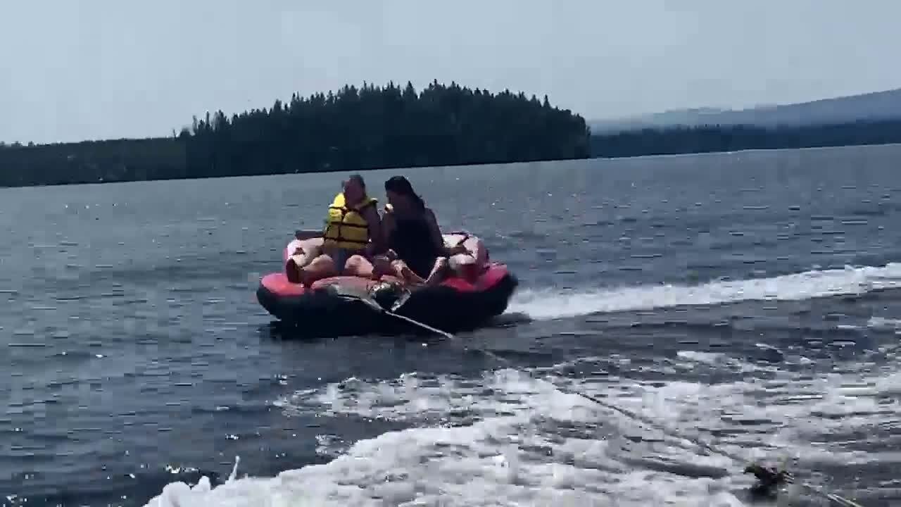 Two Friends Get Thrown off Inflatable Float While Inner Tubing | Jukin ...