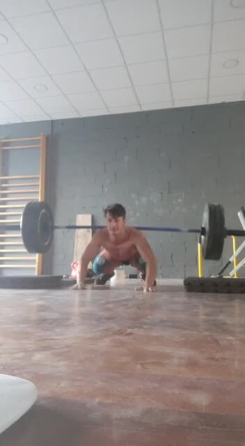 Guy Ends Up Dropping Barbell on Neck After Failed Attempted at ...