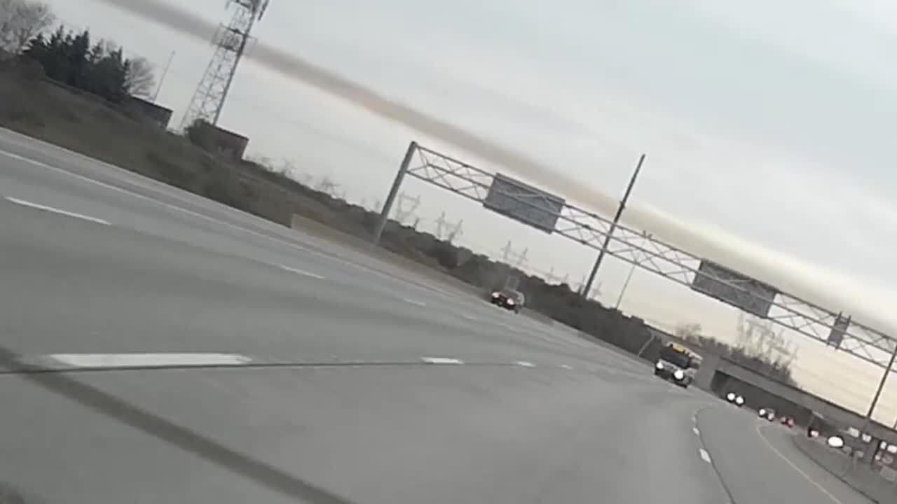 Dashcam Captures Catastrophic Wheel Failure | Jukin Licensing