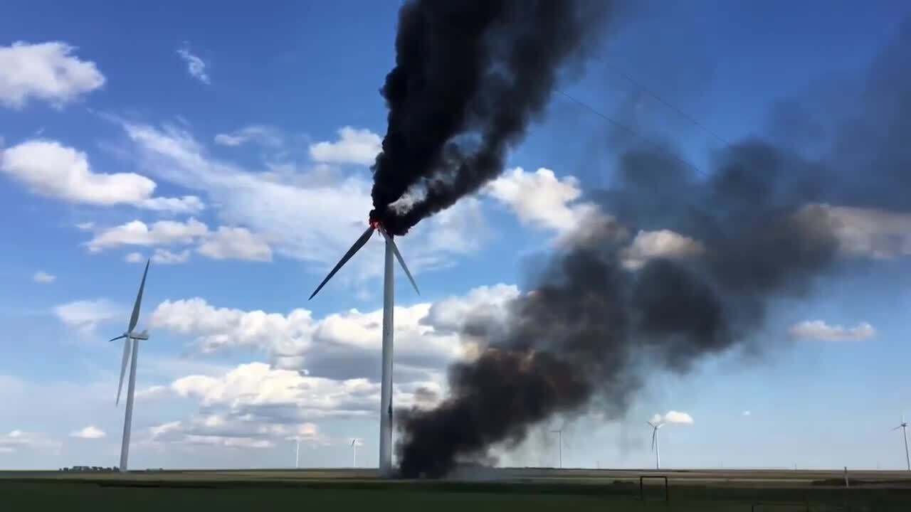 Wind Turbine Catches Fire and Explodes in Texas | Jukin Licensing