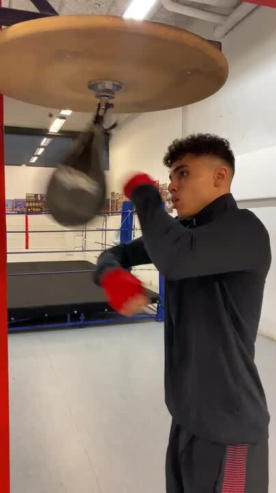 Guy Demonstrates Incredible Kickboxing Skills | Jukin Licensing