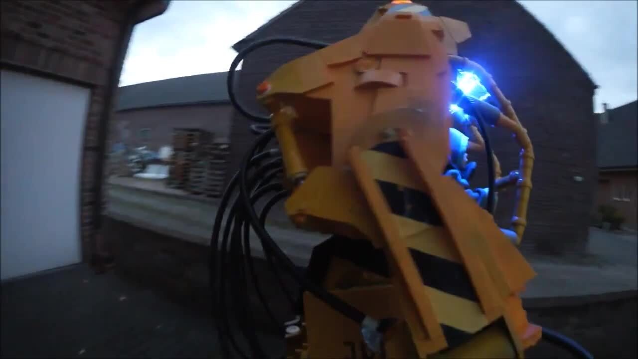 Baby Wears "Aliens" P5000 Powerloader Costume | Jukin Licensing