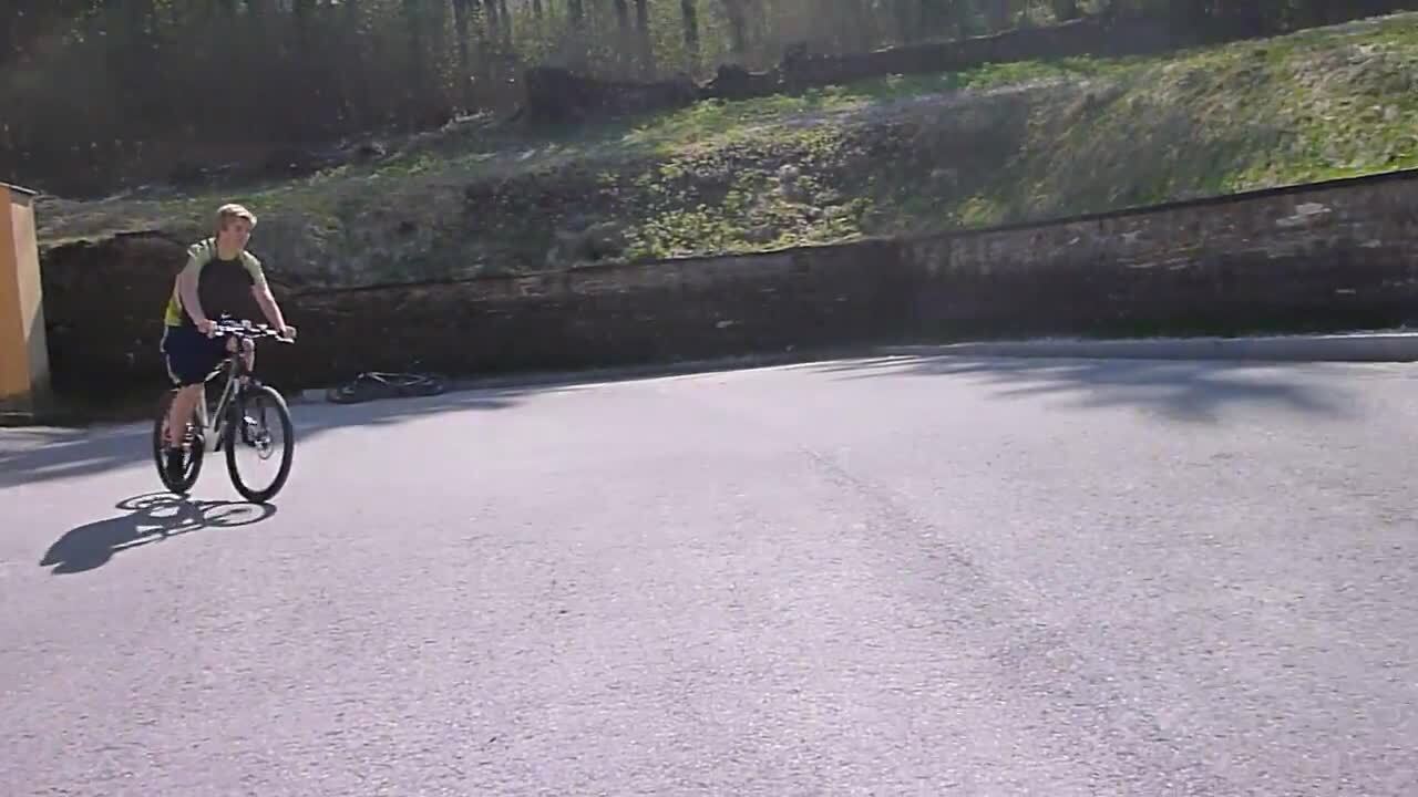 Guy Faceplants While Trying to Jump Berm on Bicycle | Jukin Licensing