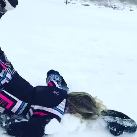 11-Year-Old Girl Faceplants Snow After Falling off Inner Tube | Jukin ...