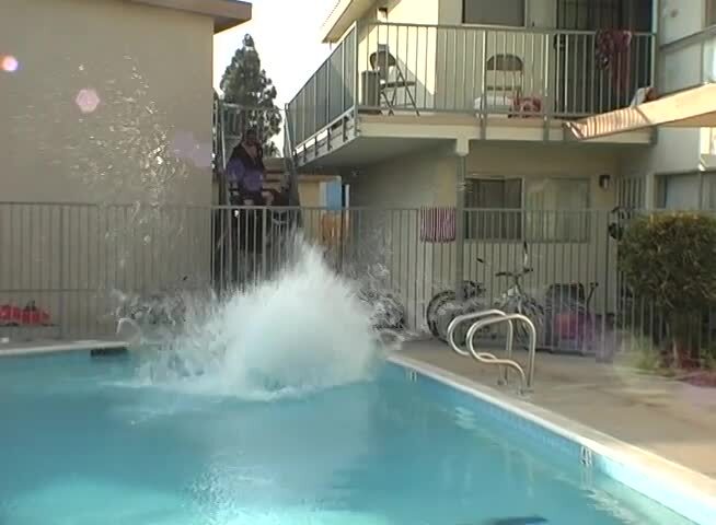 Guy Jumps Into Pool From Balcony | Jukin Licensing