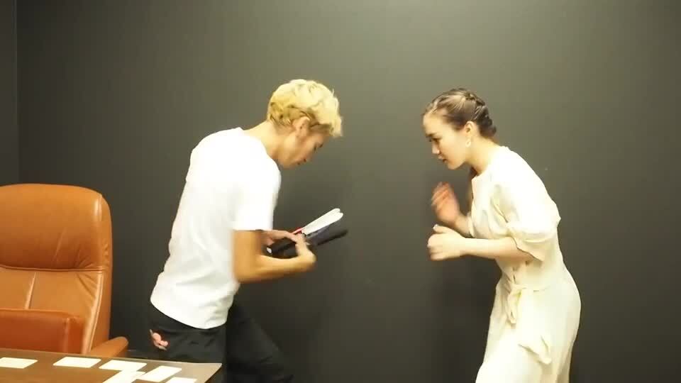 Girl Showcases Self-Defense Technique by Disarming Knives | Jukin Licensing